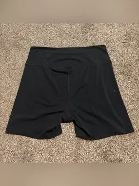 girlfriend collective | Shorts | Girlfriend Collective Float Bike ...